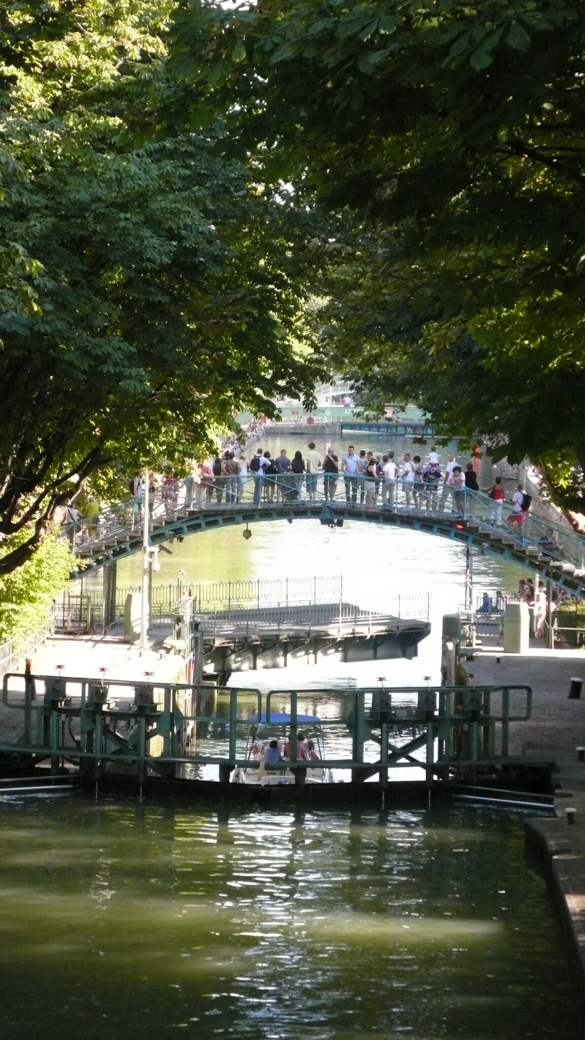 Sandrine Voillet - Bespoke Paris Tours